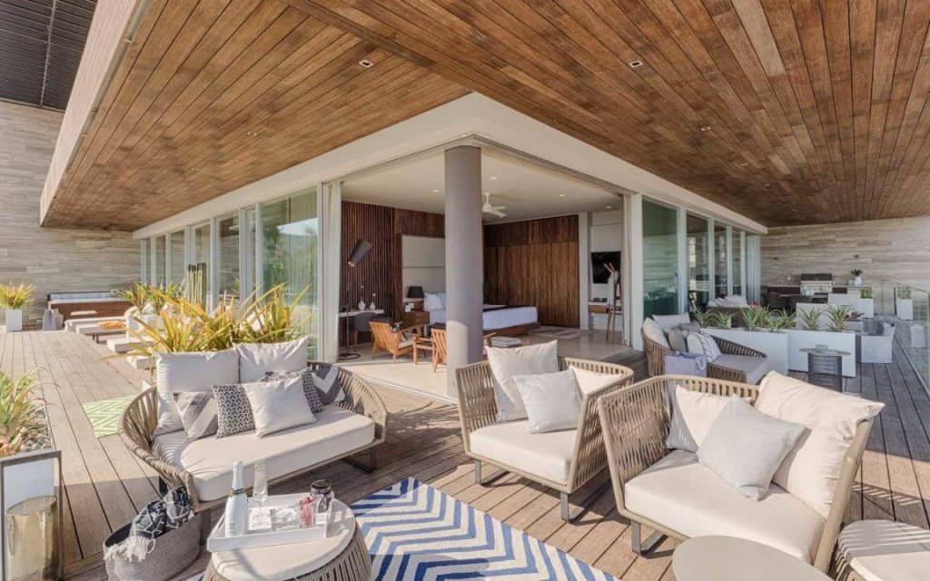 Hotel Solaz - Building Views