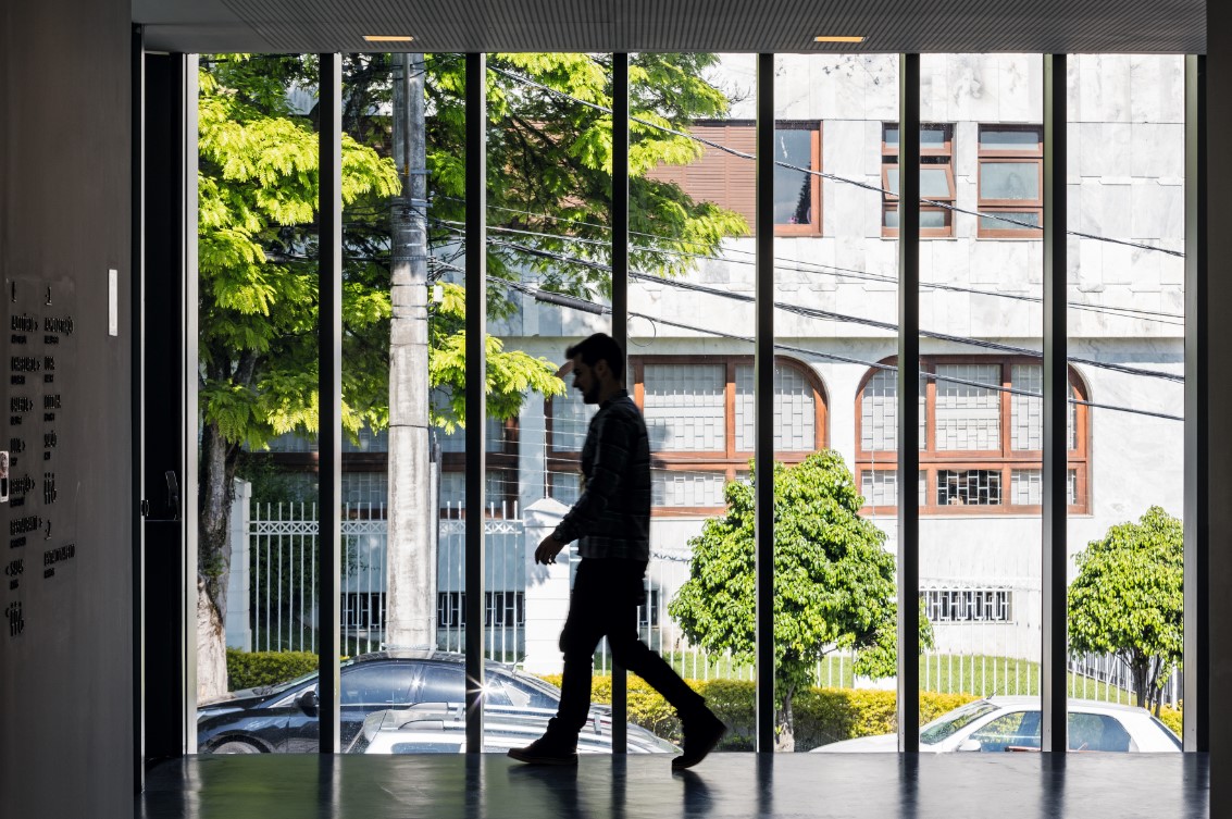 Instituto Ling - Building Views
