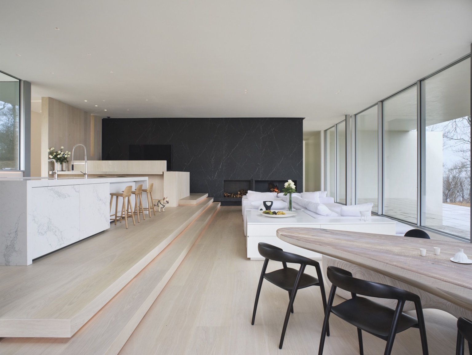 Hugh Jackman House - Building Views